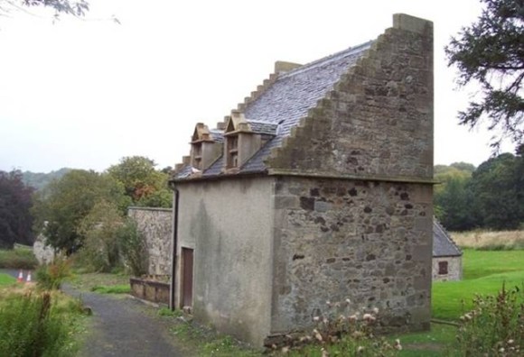 Muiravonside House Doocot – Falkirk Local History Society